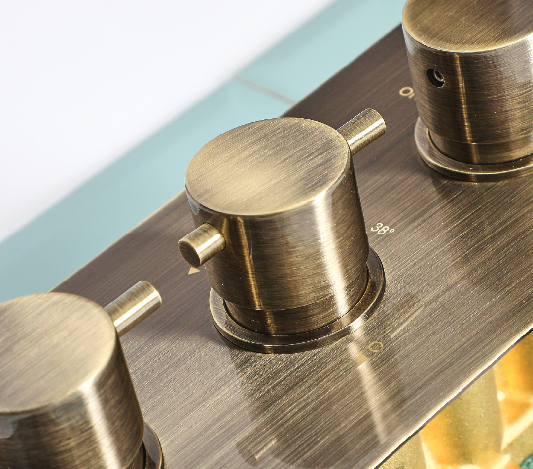 gold bathroom brassware | Big Bathroom Inspiration